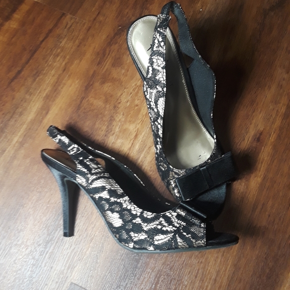 FIONI Clothing | Shoes | Fioni Black Lace Slingback Heels | Poshmark